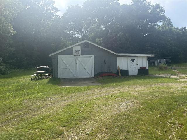 1473 Chatterson Road