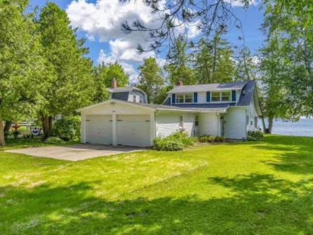1473 Lakeside Dr, Harbor Beach, MI 48441