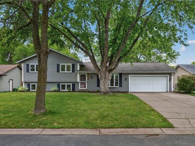 1473 st Pl N, Maple Grove, MN 55369