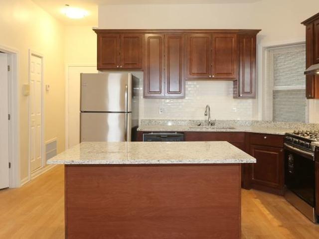 1473 W Erie St, Unit 2R, Chicago, IL 60642 | MLS #12508 | Compass