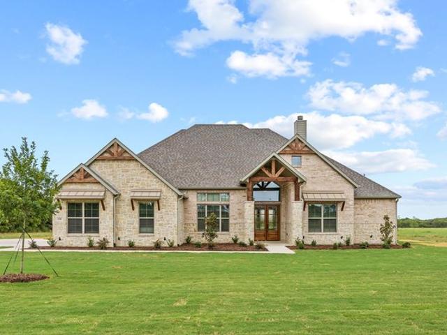 147 County Road 207, Valley View, TX 76272