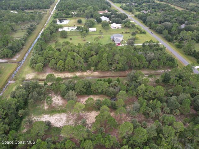 147 Cavalier St, Palm Bay, FL 32909 | MLS #1058