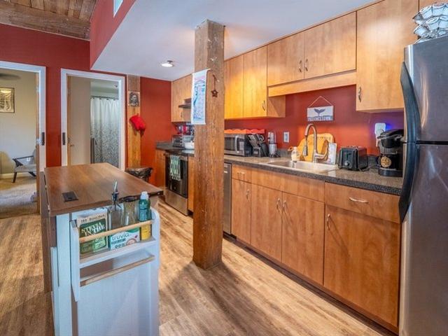 147 Centre St Apt 105, Brockton, MA 02302
