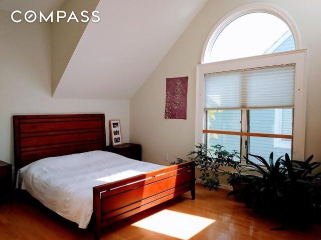 147 Cushing St 2, Cambridge, MA