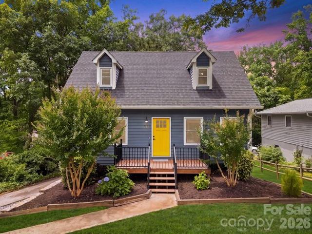 147 Birch Ln, Arden, NC 28704