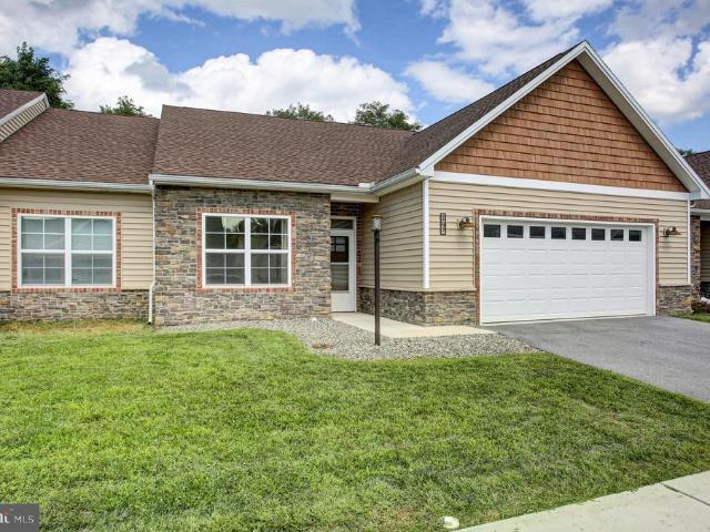 147 Blackbird Lane