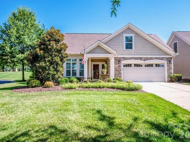 147 Brawley Point Cir, Mooresville, NC 28117