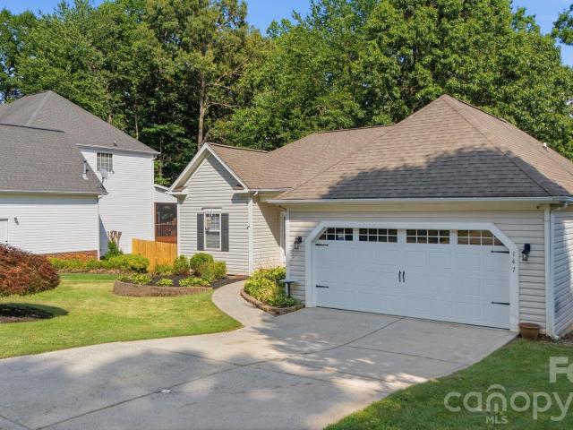 147 Broken Pine Lane