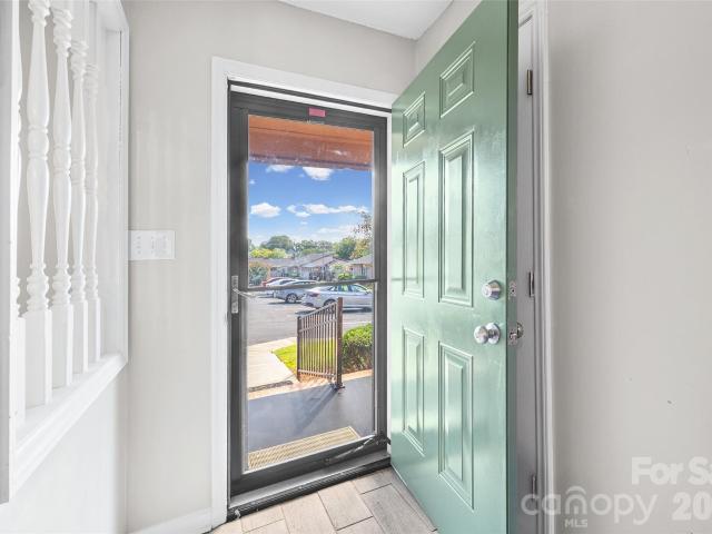 147 Glenwood Drive