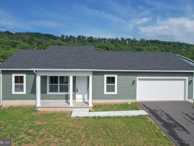 147 Greg Dr, Berkeley Springs, WV 25411
