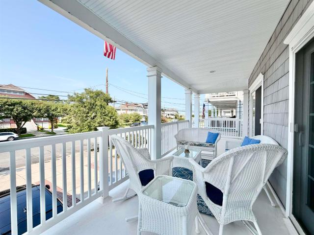 147 E Atlantic Blvd