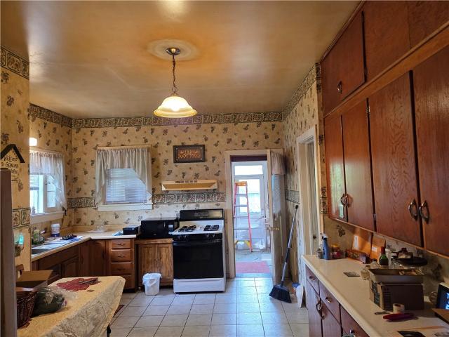 147 E Elm Street