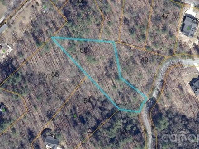 147 Falling Leaves Ln, Hendersonville, NC 28792