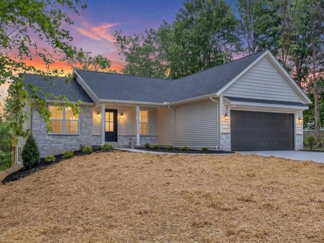 147 Jonathon Dr, Howard, OH 43028