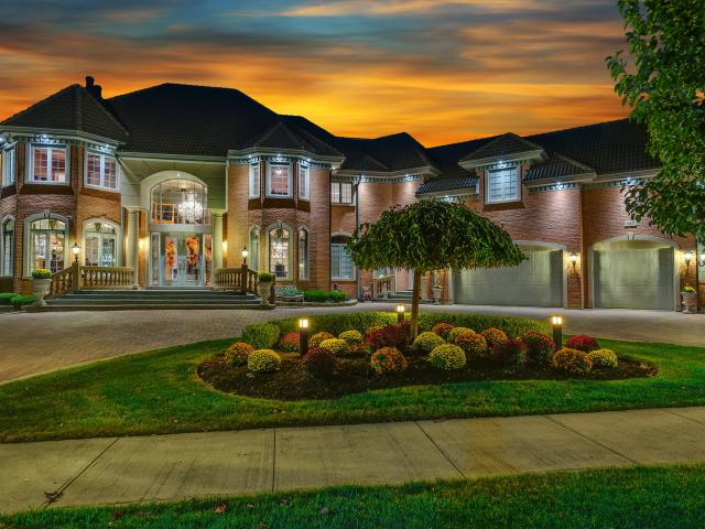 147 Los Lagos Drive
