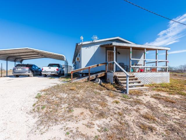 147 Lago Drive