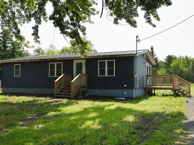 147 Lane Rd, New Sharon, ME 04955