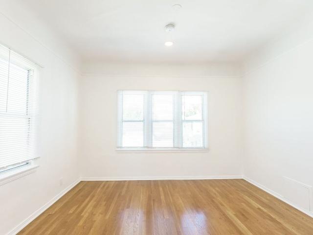 147 North Hamilton Drive 1 Bedroom Apartment for Rent at 147 N Hamilton Dr, Beverly Hills, CA 90211 Beverly Hills