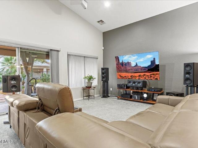 147 s los cielos lane