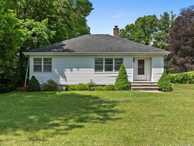 147 Sperry Dr, Guilford, CT 06437