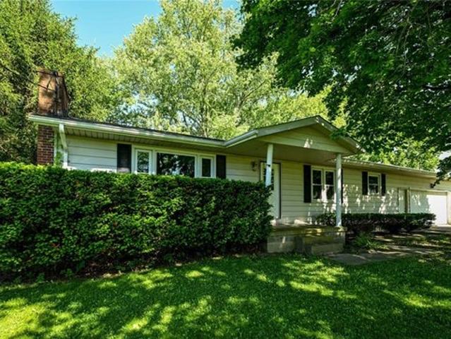 147 Pine St, Creston, OH 44217
