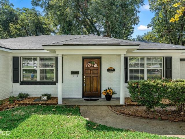 147 Richard Avenue