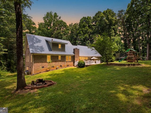 147 Ridgeway Circle