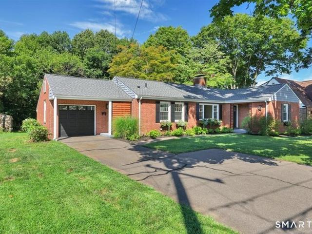 147 Ridge Rd, Middletown, CT 06457
