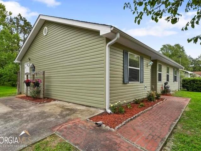 147 W Woodhaven Dr W, Kingsland, GA 31548