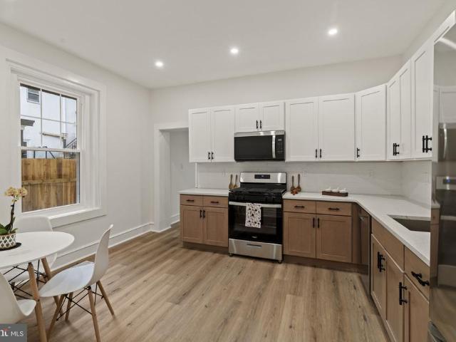147 W Harvey Street