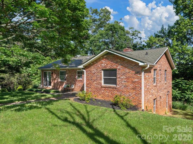 147 W Oakview Road