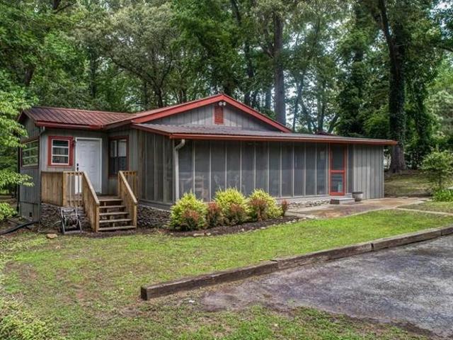 147 Wooten Dr, Canton, GA 30114