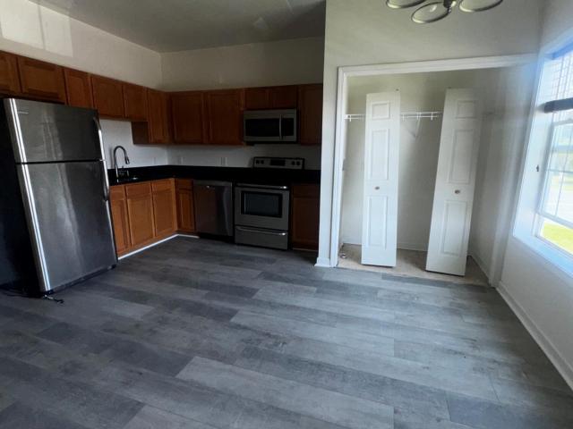147 Wallins Corners Road 106