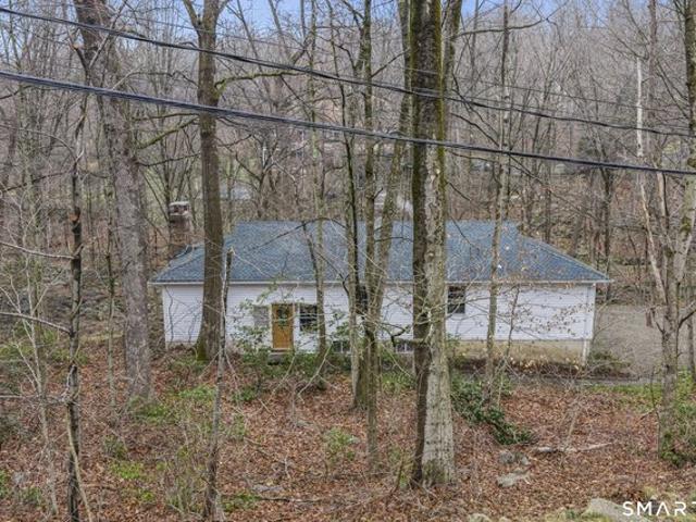147 Thayer Pond Rd, Wilton, CT 06897