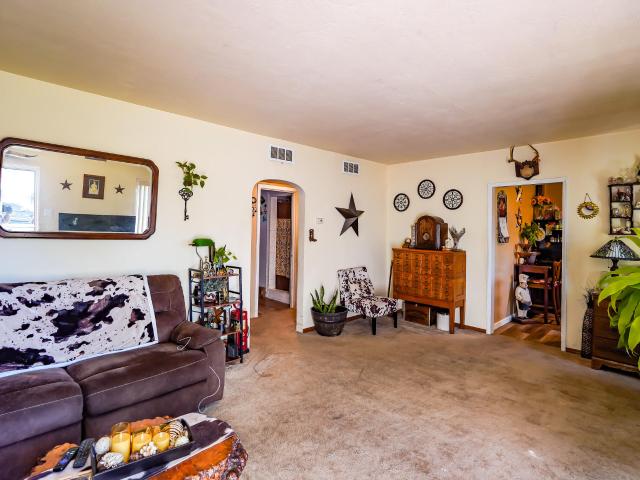 147 Treasure Drive