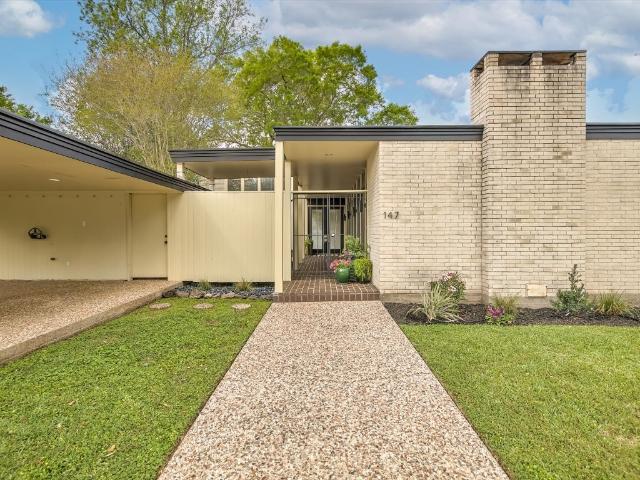 147 Valley Drive