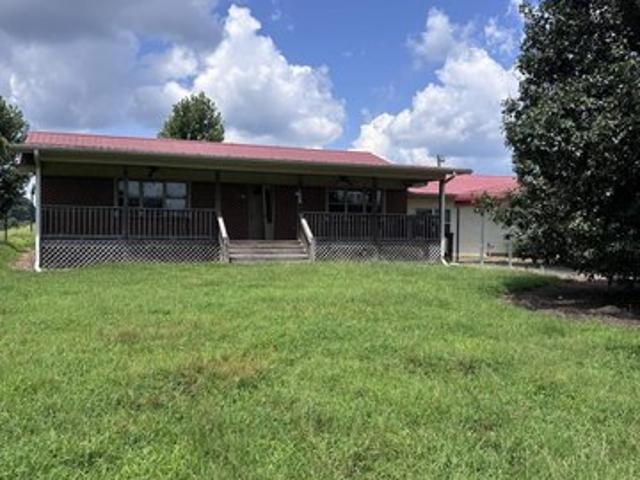 147 Young Loop, Umpire, AR 71971