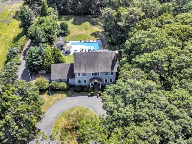 147B Old Country Road