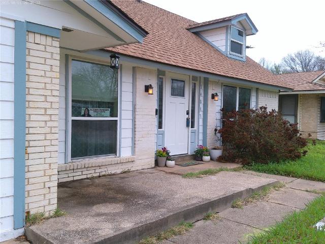 14843 Green Valley Dr, Balch Springs, TX 75180 | MLS #21233 | Compass
