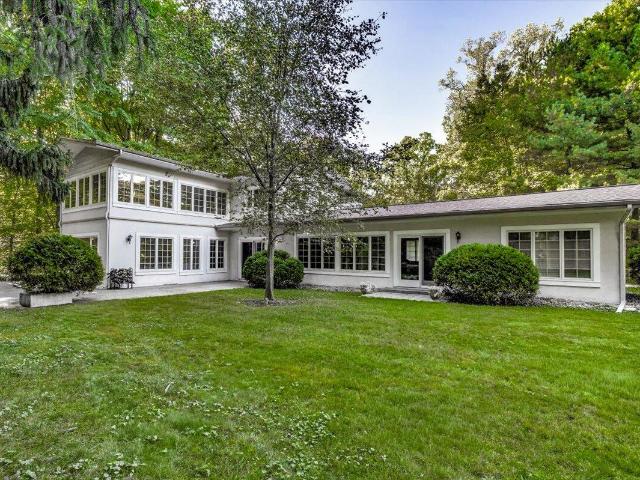 14847 Lakeshore Road