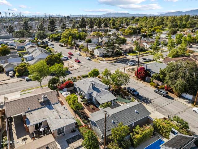 1484 N Rose St, Burbank, CA 91505 | MLS #226003 VC