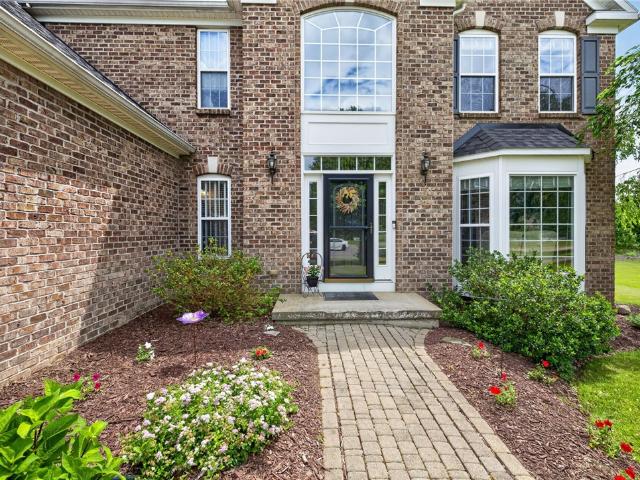 1484 Fraser Way