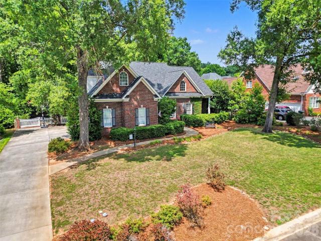 1484 Summit View Drive