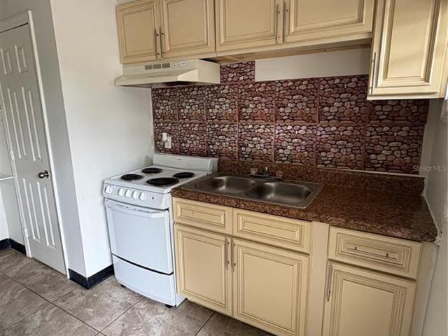 1484 th St, Dade City, FL 33523 | MLS #TB8499 | Compass