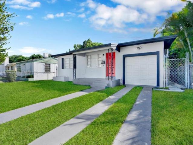 1484 57th St NW, Miami, FL 33142