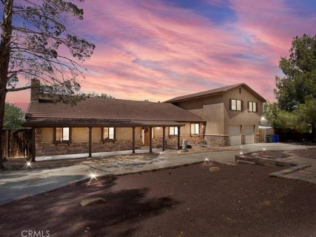 14850 Kokomo Rd, Apple Valley, CA 92307