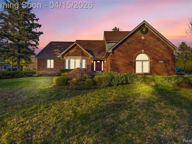 14855 Brompton Ct, Shelby Township, MI 48315