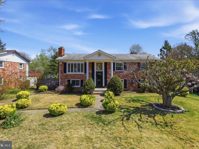14859 Daytona Ct, Woodbridge, VA 22193 | MLS #VAPW2115 | Compass