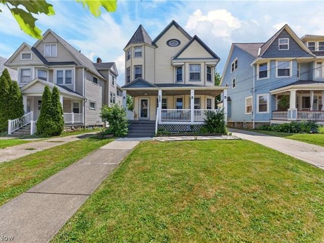 1485 Robinwood Ave, Lakewood, OH 44107
