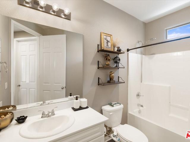 14860 Nordhoff St, Panorama City, CA 91402 | MLS #26848